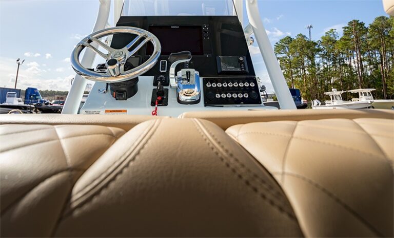 Custom Bay & Bass Boats | American Made Boats Since 1978