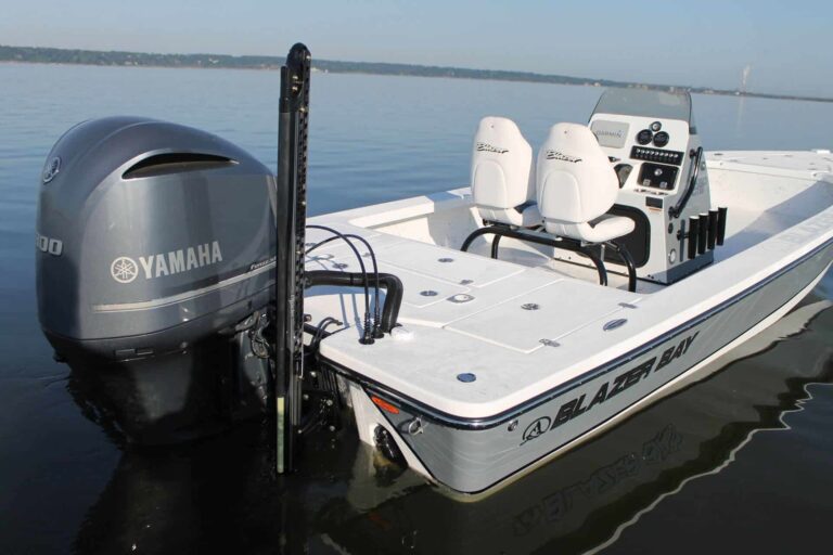 Blazer Bay 2420 GTS Deluxe | Custom 24ft Bay Boat